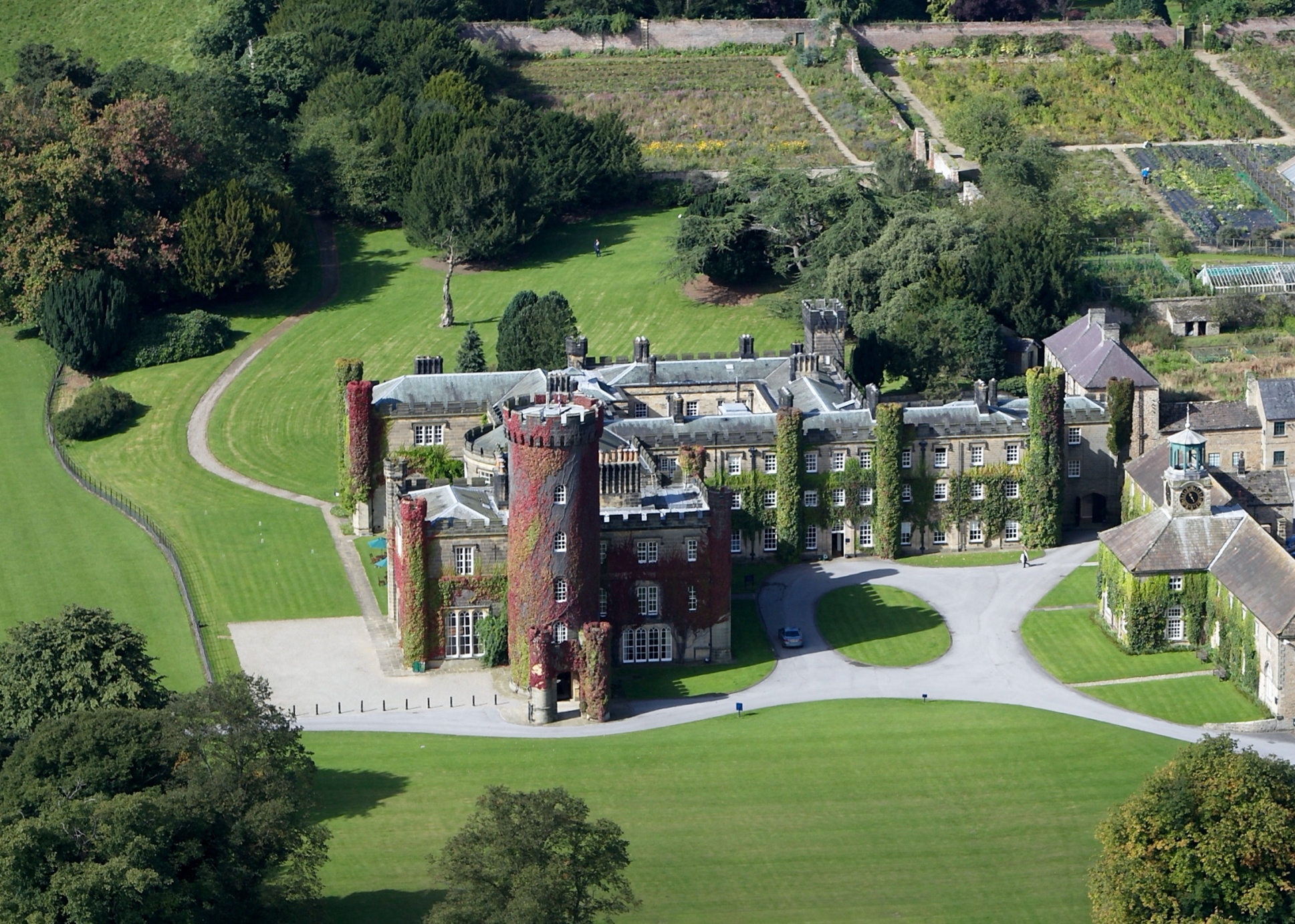 England Castle Vacations | Stay in a Historic Castle in England